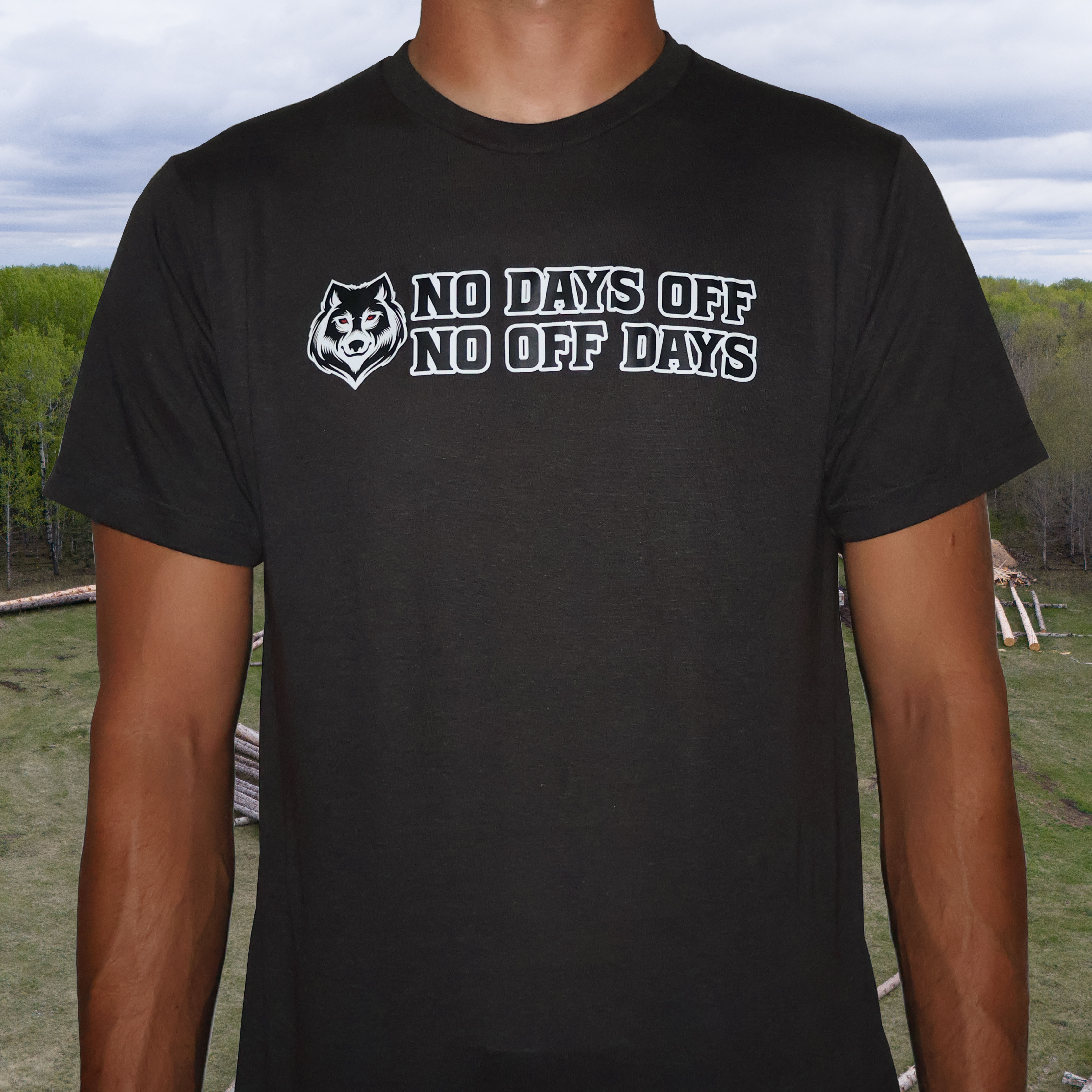No Days Off T-Shirt (CAD) – traplinesandinlines